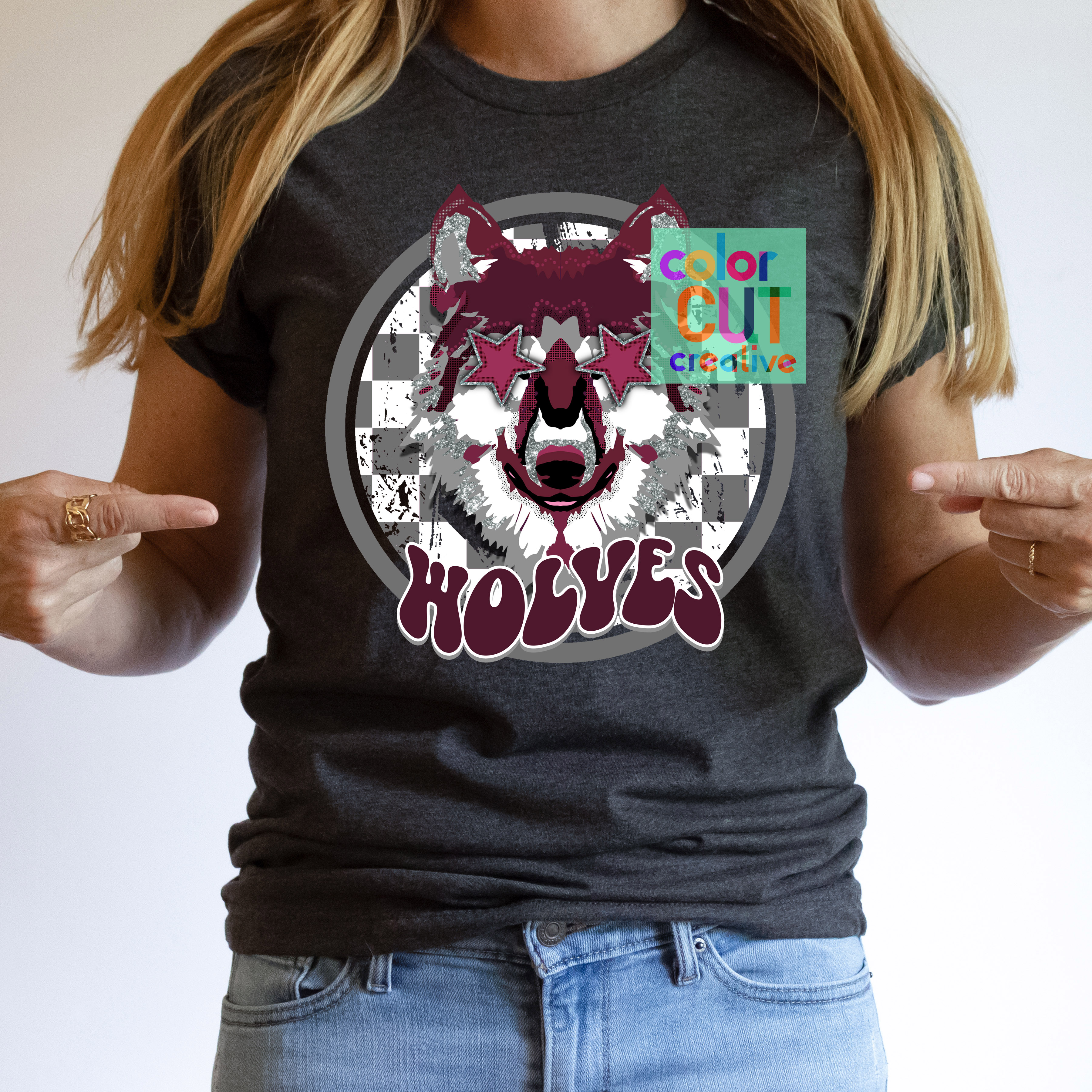 'Wolves' Fierce Wolf Portrait with Star-Studded Eyes in Circular Frame ...